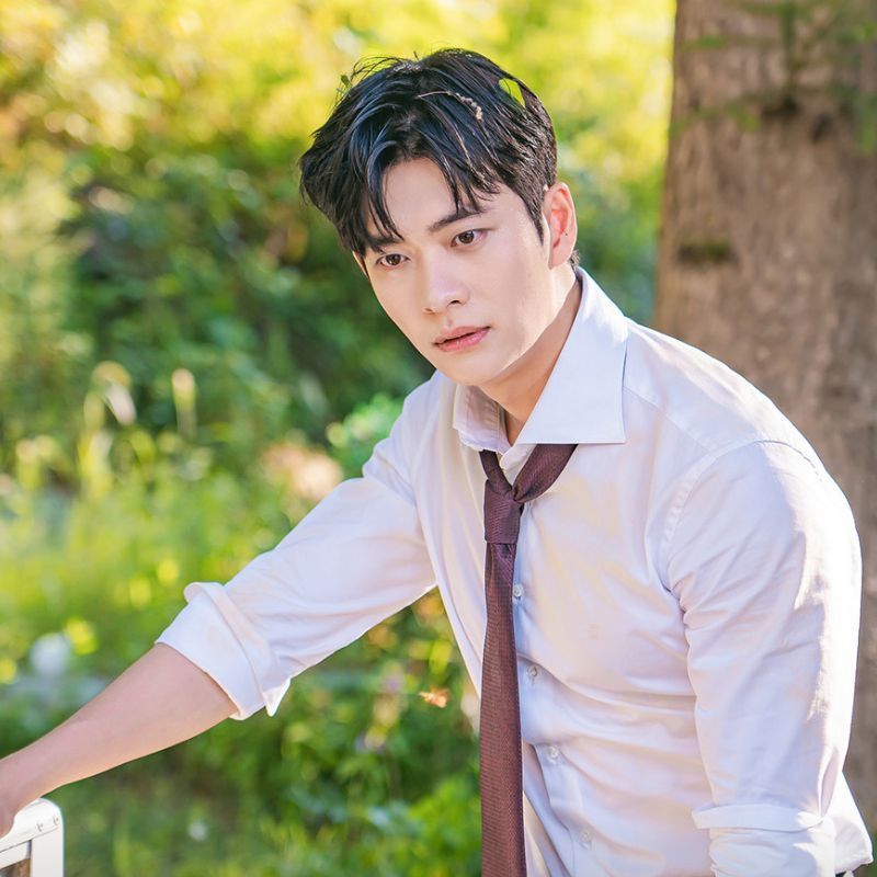 The Net Worth and Career Highlights of King of Mandopop Jay Chou