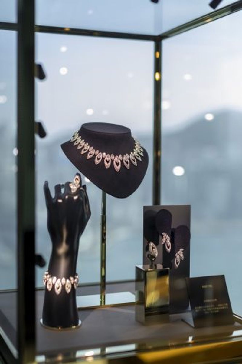 Discover Van Cleef and Arpels' new Precious Plunder, "Treasure Island"