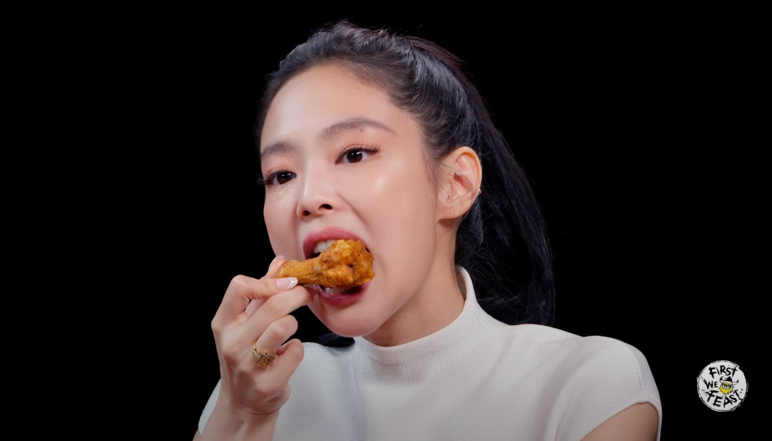 Blackpink's JENNIE is Not Okay After Eating Spicy Wings on 'Hot Ones ...