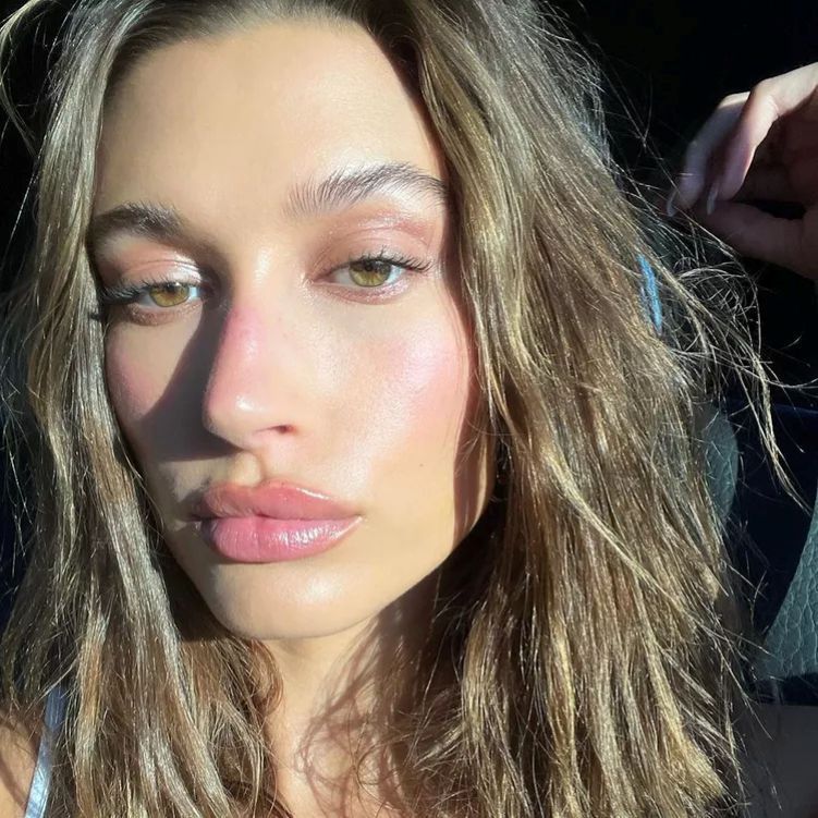 Recreate the Most Popular Hailey Bieber Makeup Looks of All Time ...