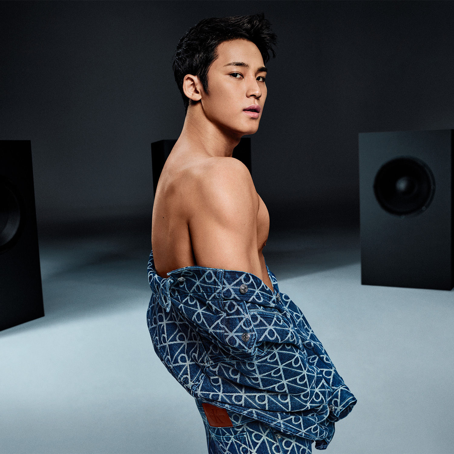 MINGYU of Seventeen Stars in FW25 Calvin Klein Denim Campaign ...