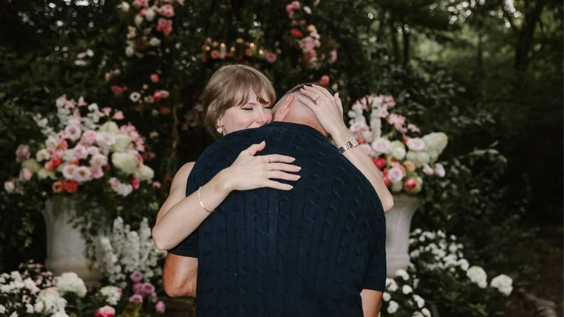 5 Things to Know About the Taylor-Travis Love Story – PrestigeOnline ...