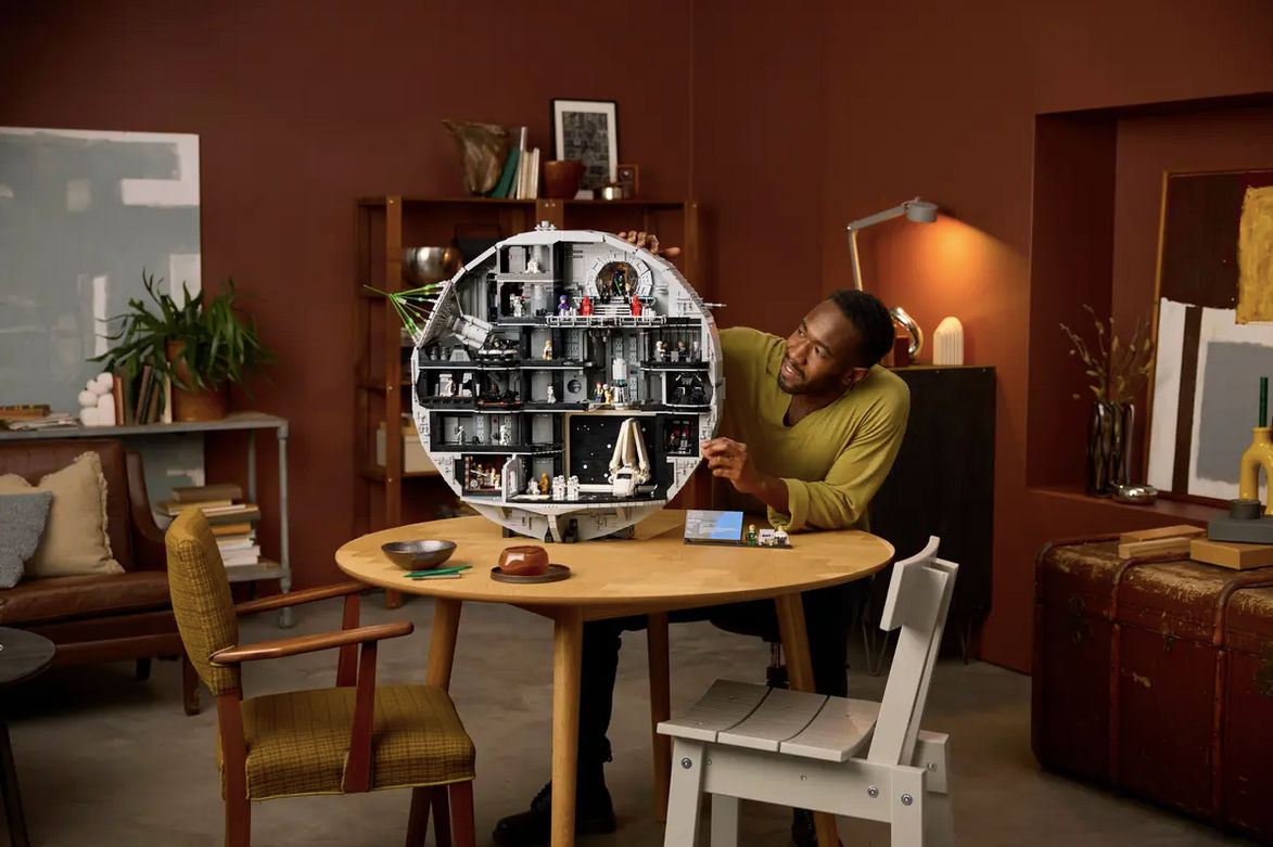 The UCS Death Star Diorama is the Most Expensive LEGO Set ...