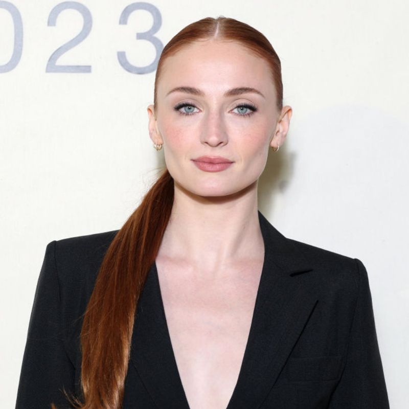 The Dating History of Sophie Turner, including Chris Martin ...
