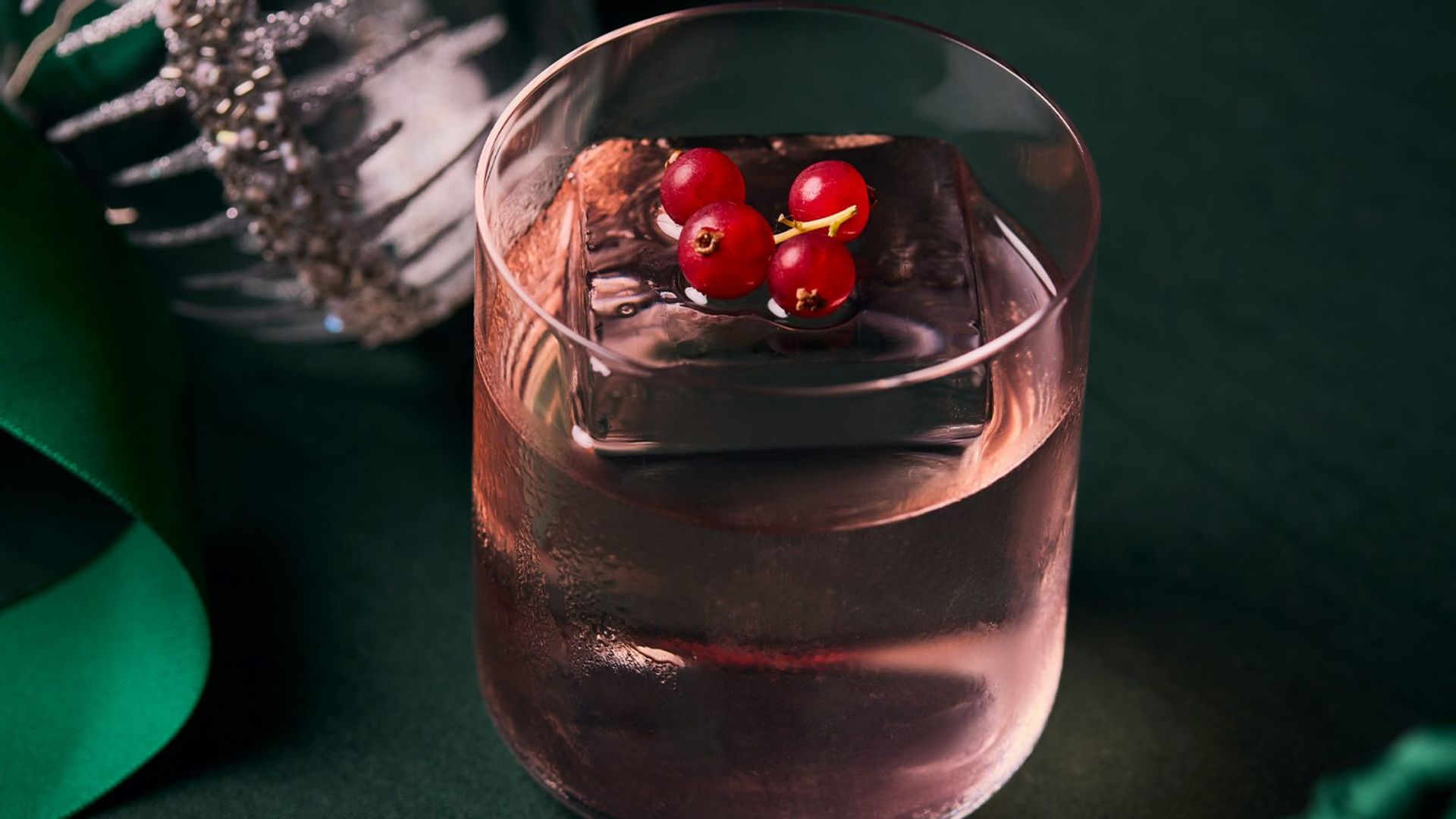 Festive Cocktails Hong Kong: Seasonal Sips to Enjoy | Prestige Online ...