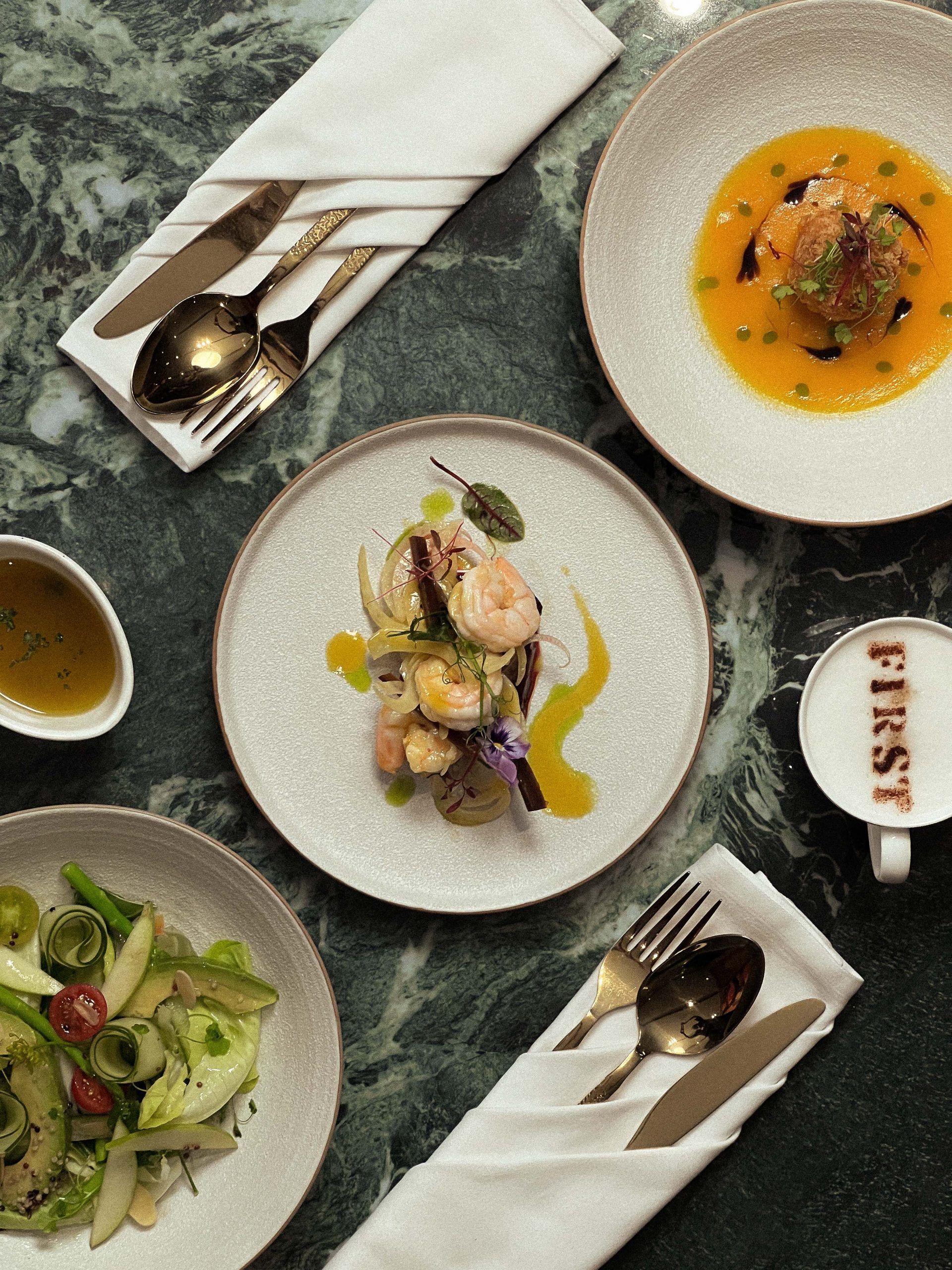 Plaza Premium First | Prestige Online - HongKong