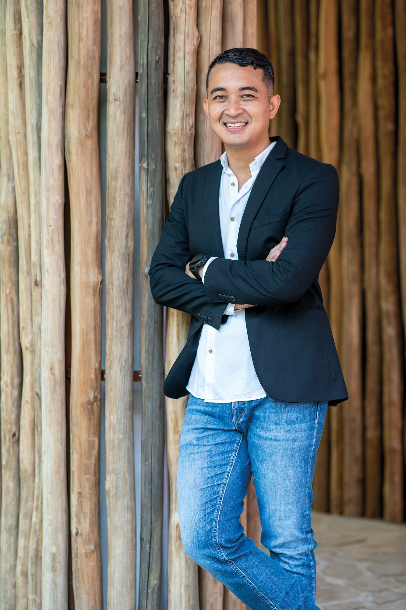 VIDEO: #PrestigeTalks with Lesmana Putra, General Manager of Bali Zoo ...