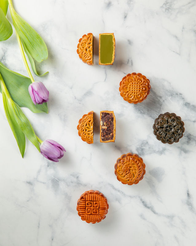 Celebrate The Mid-autumn Festival With Raffles Jakarta Mooncakes