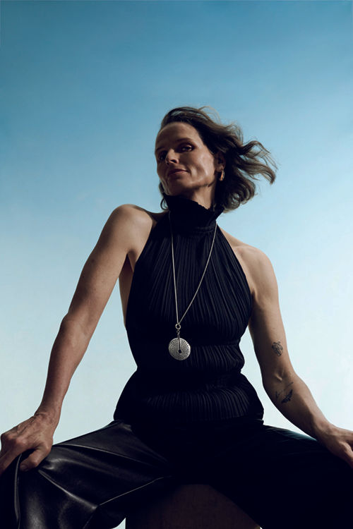 John Hardy Highlights the Reticulated and Radial Collections For Fall 2021