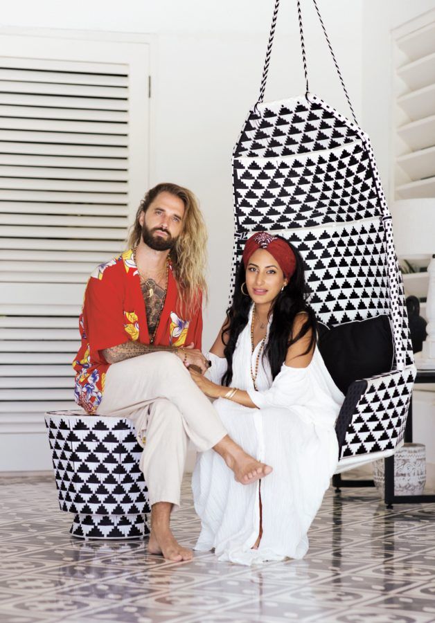 Alexander and Shayoon Mendeluk: The Centre of Light