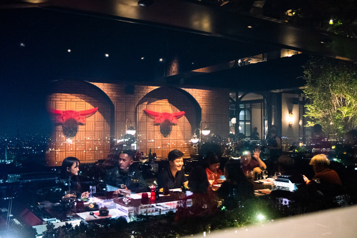 Mad Cow Wine and Grill serves up top-tier steaks at the Paris of Java
