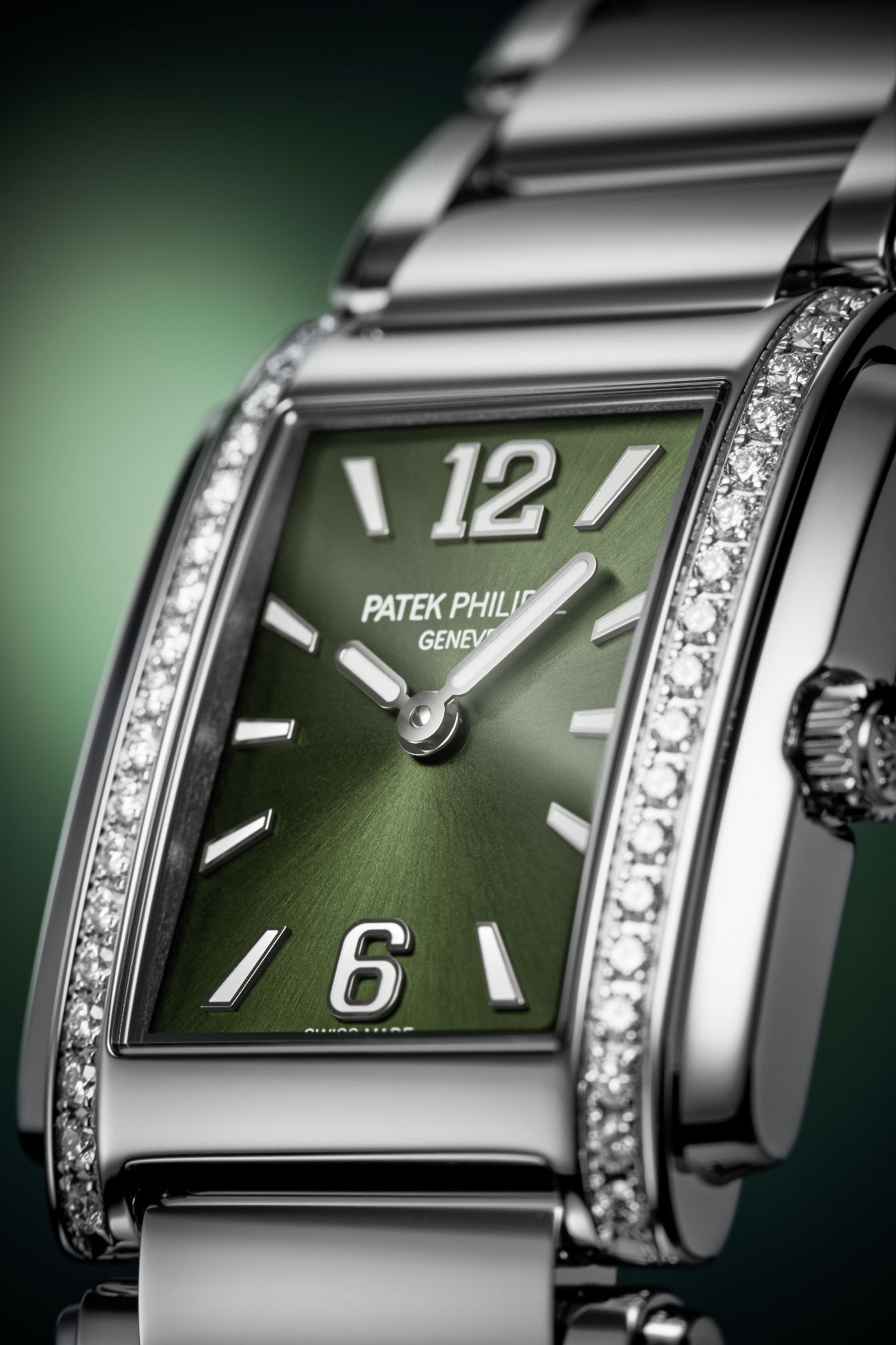 Exuding Elegance 24 Hours a Day with the Twenty~4 Quartz Collection ...