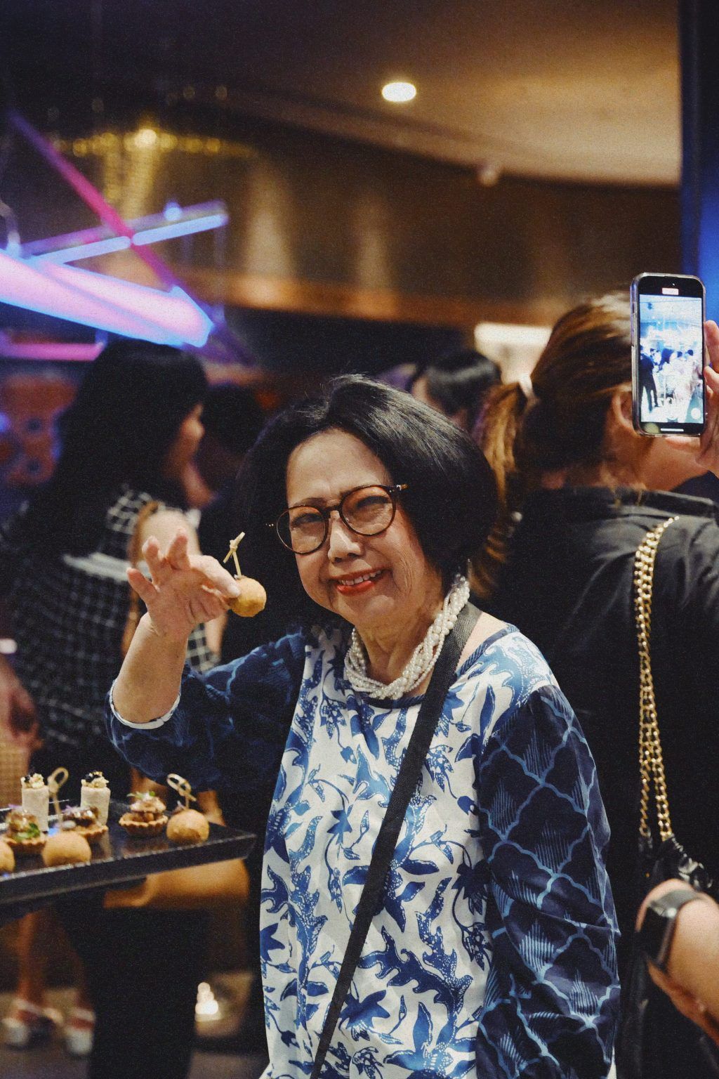 Celebrating KAKAW’s gold medal at the Champion Cake Collection