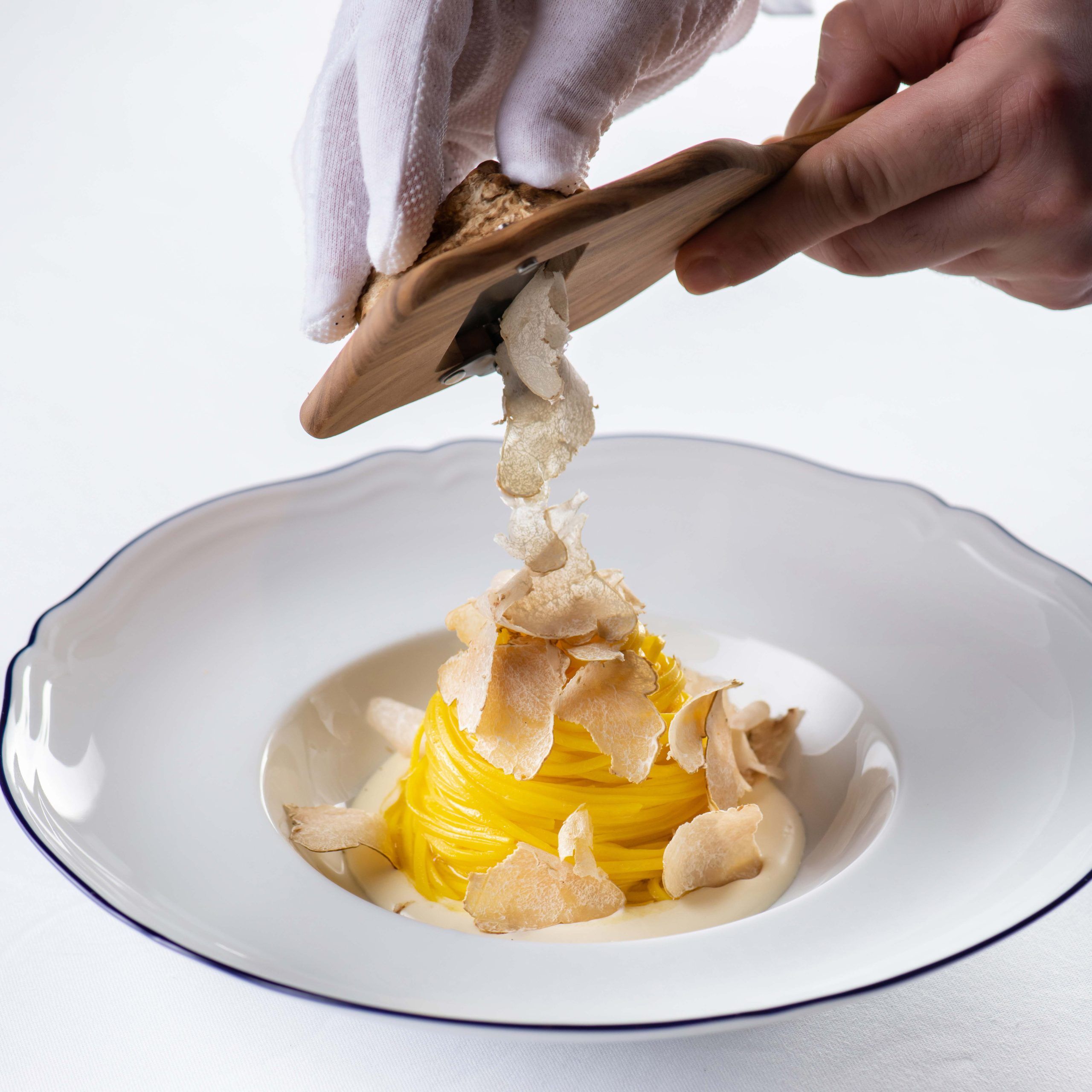 Autumnal Alba: The Best White Truffle Menus in Hongkong