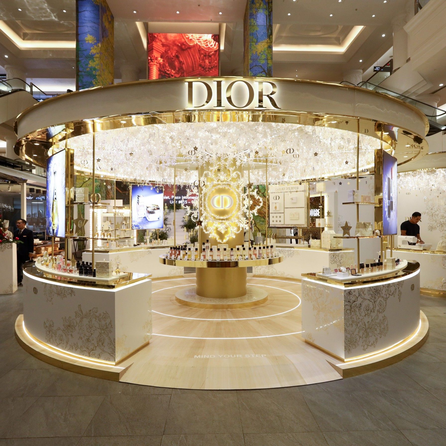 Dior Beauty presents a Christmas Pop-Up Store