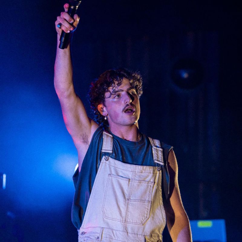 Benson Boone: The Rising Popstar’s Net Worth, Hits, and More ...