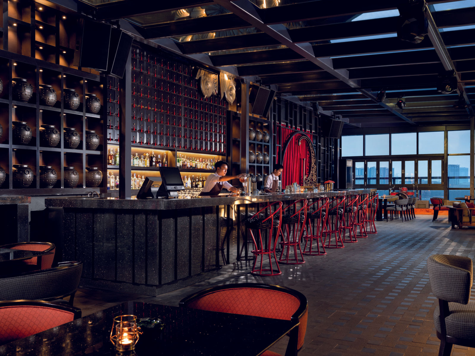 JHL Solitaire Gading Serpong: Where luxury and style converge