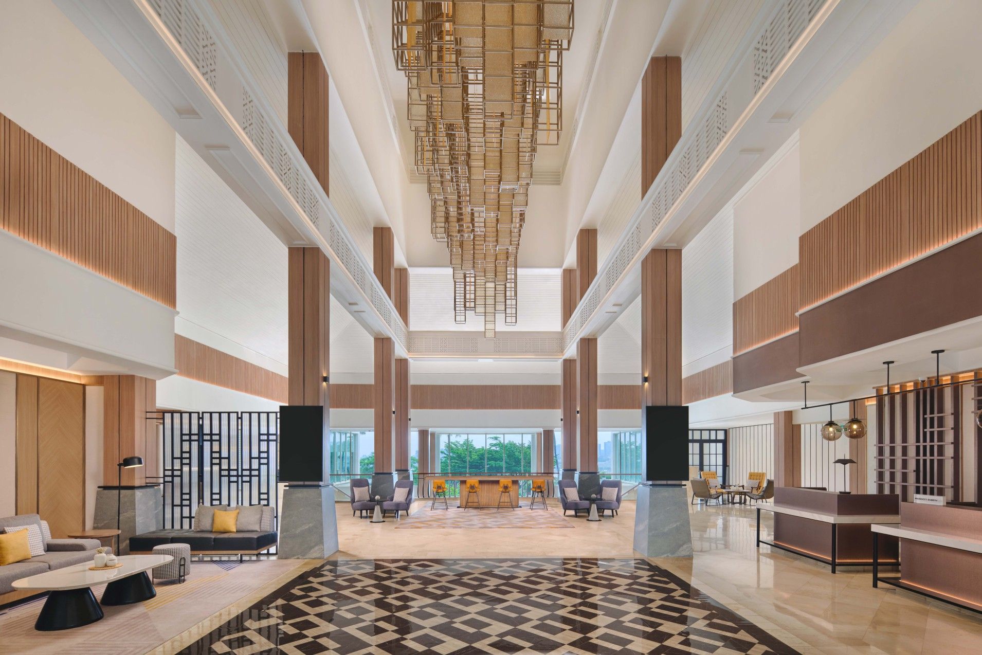 Sheraton Jakarta Soekarno Hatta Airport: A Lakeside Escape