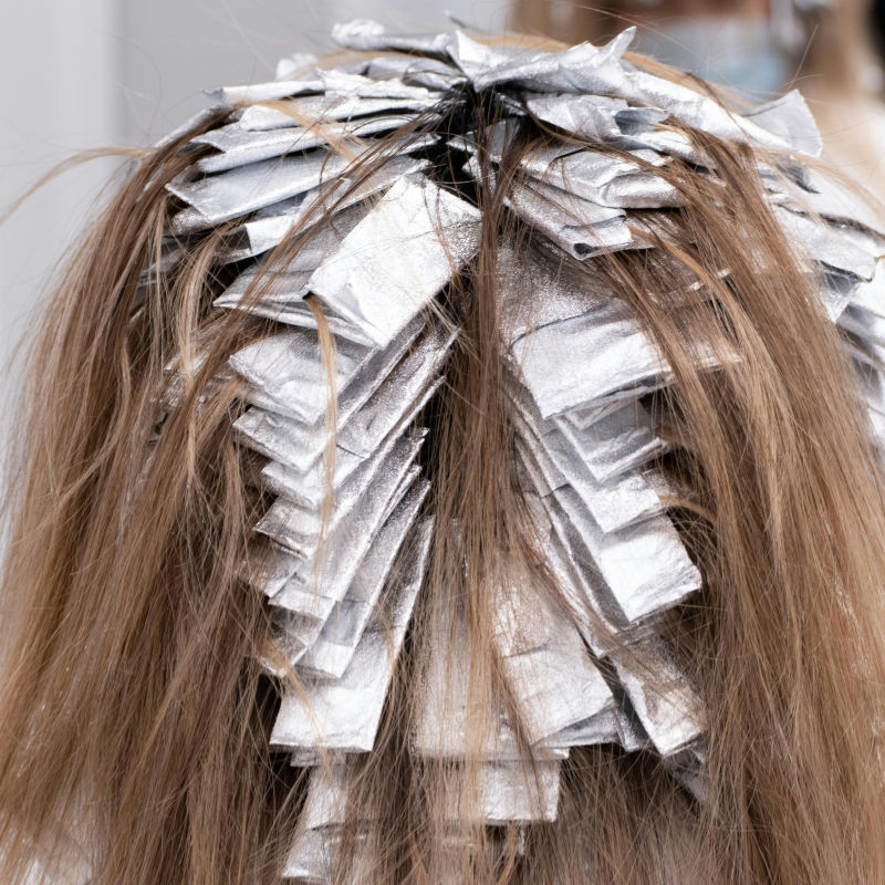 Balayage vs. Ombre: A Guide to Selecting the Ideal Hair Colour for You