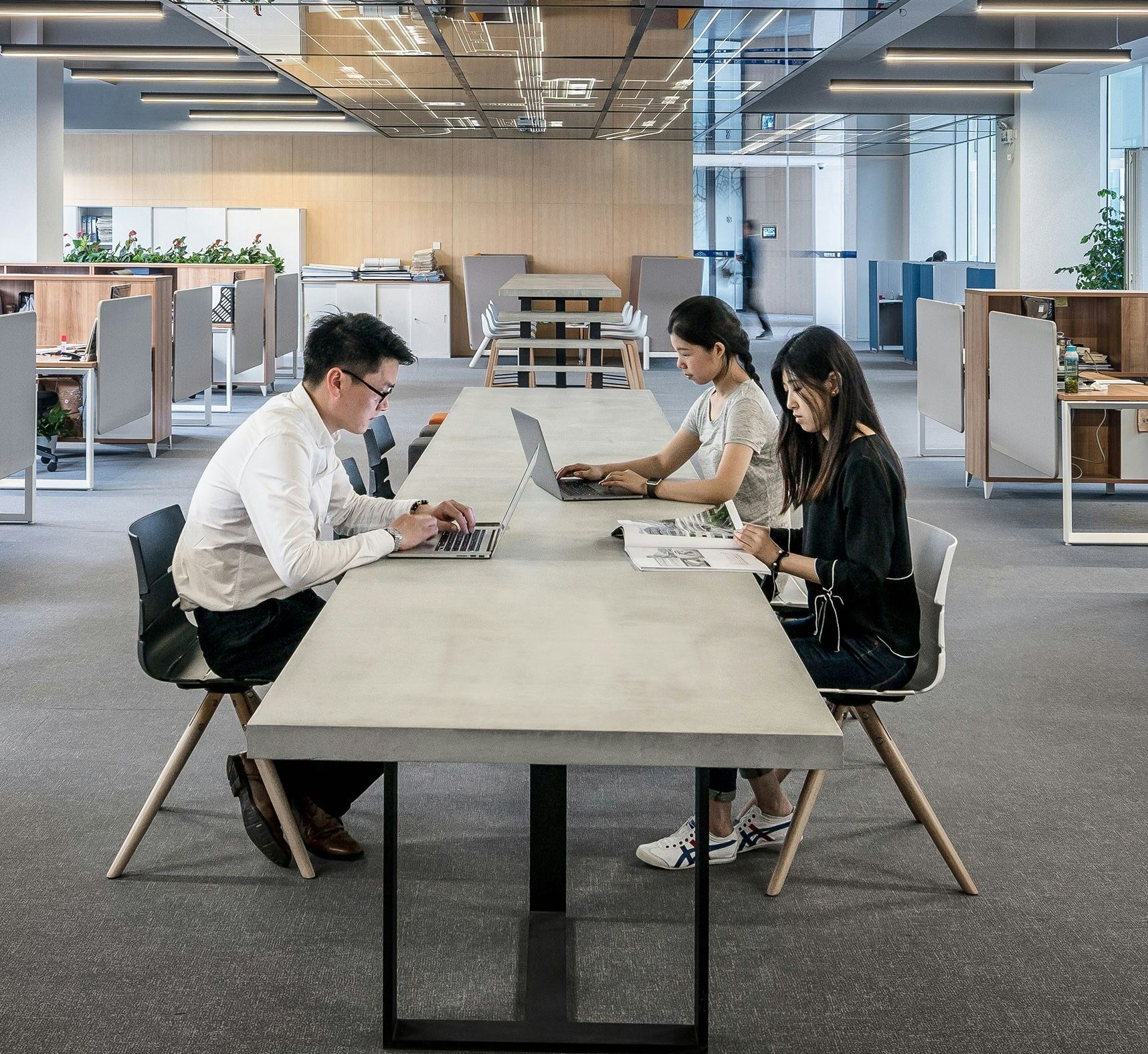 Four Ways New Trends Will Affect Your Work Life in 2025