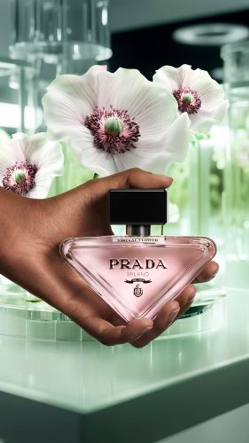 Lancôme Launches the New Idôle Perfume with Zendaya