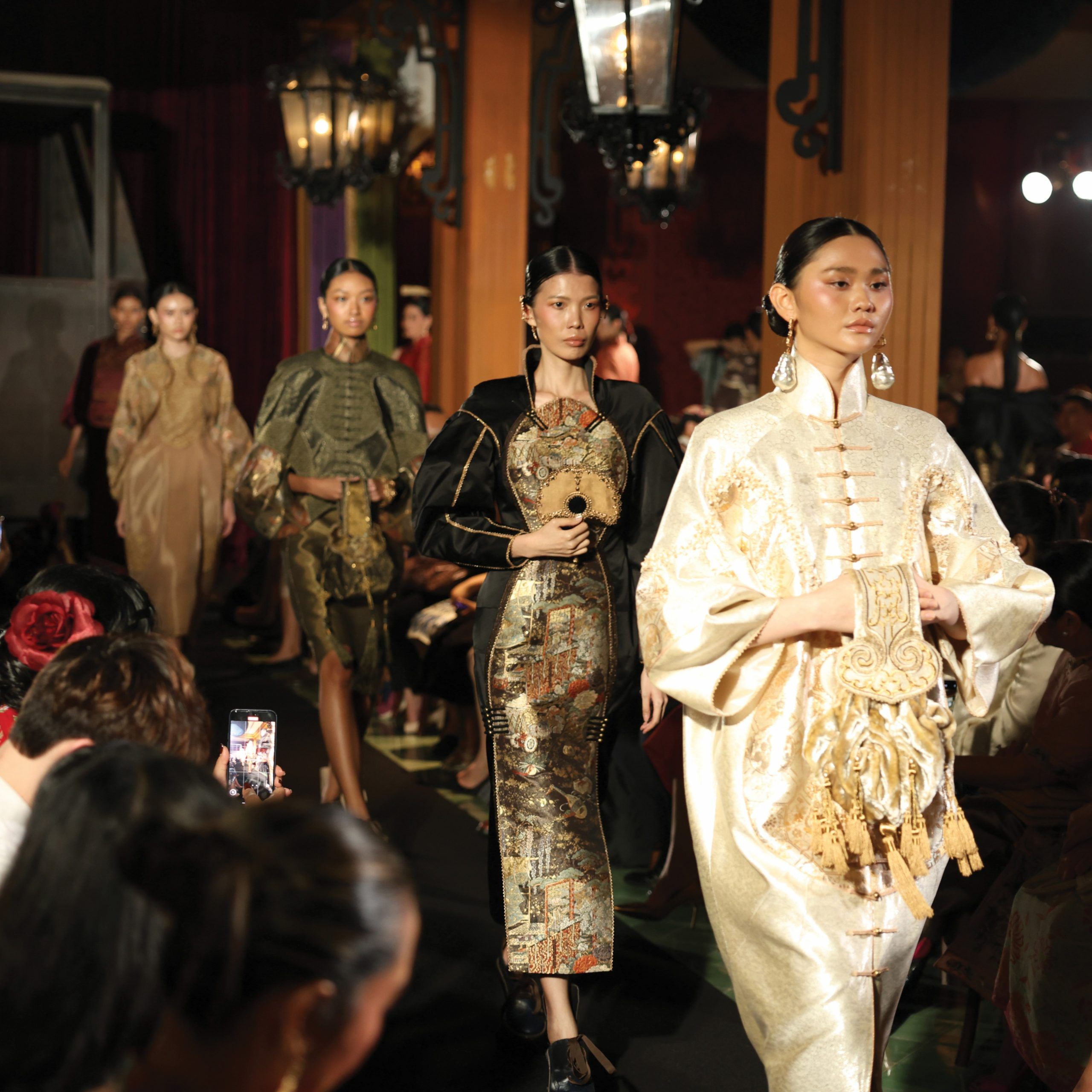 Wisdom in The Old Town: A fashion tribute to Chinese culture in Jakarta