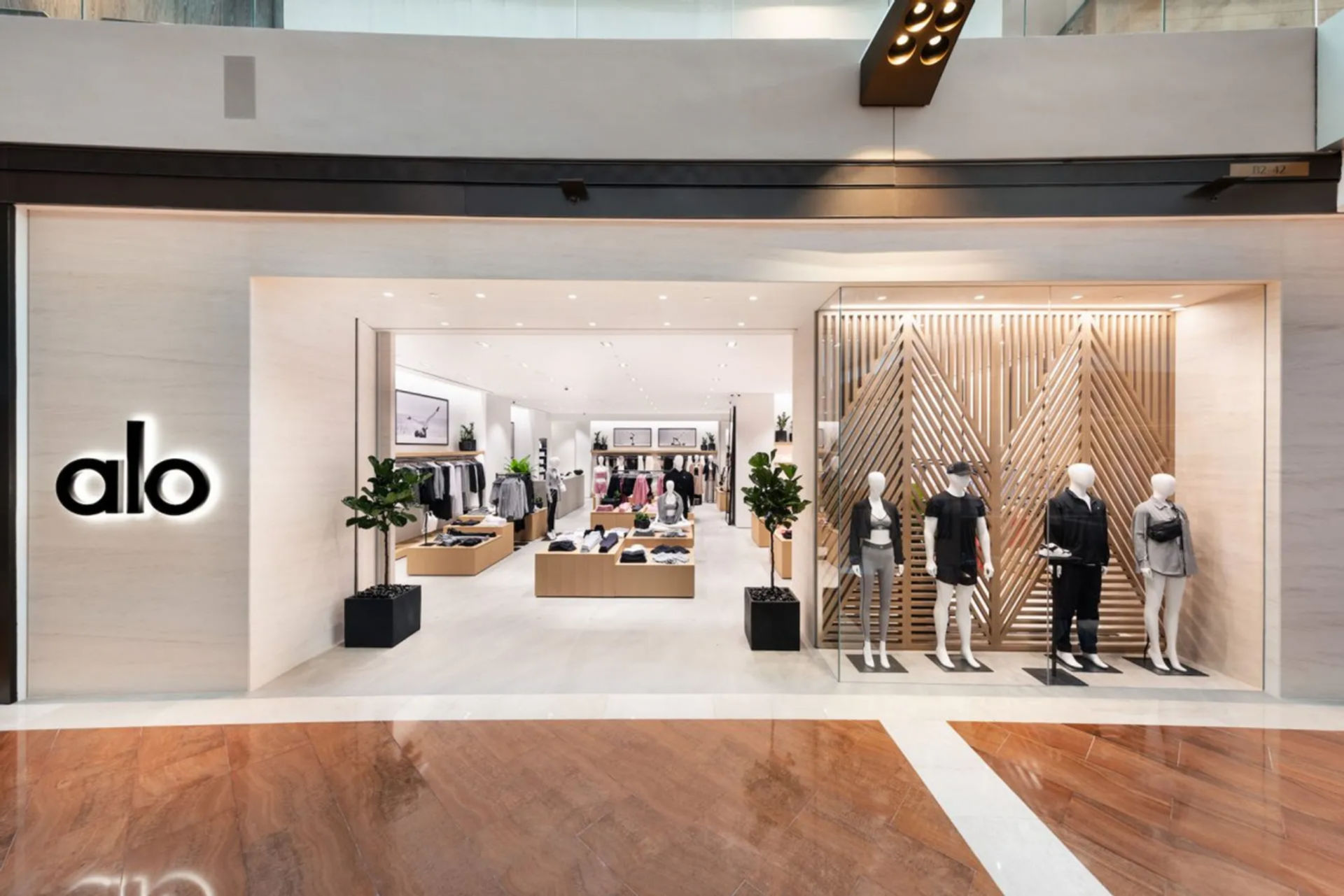 ALO Yoga, launches its first location in Singapore at MBS