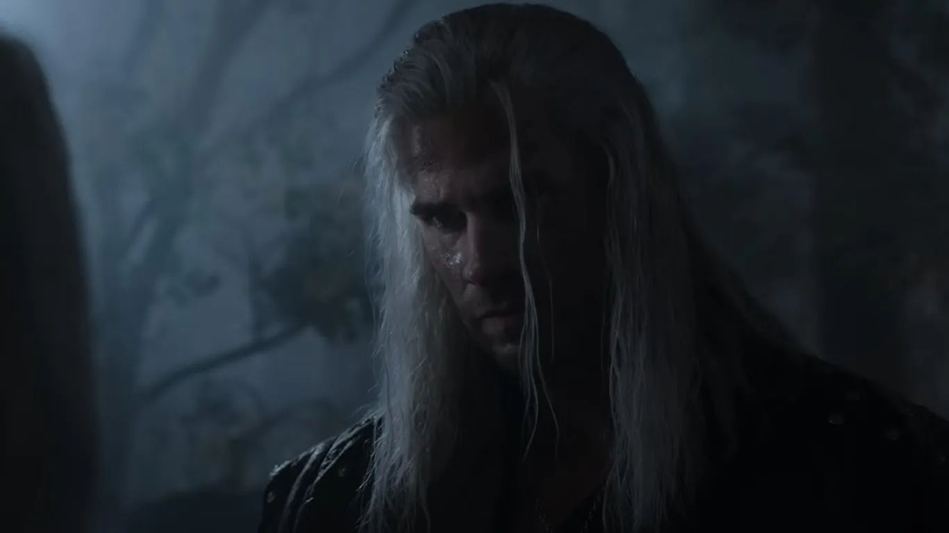 Liam Hemsworth plays Geralt of Rivia in The Witcher: Season 4