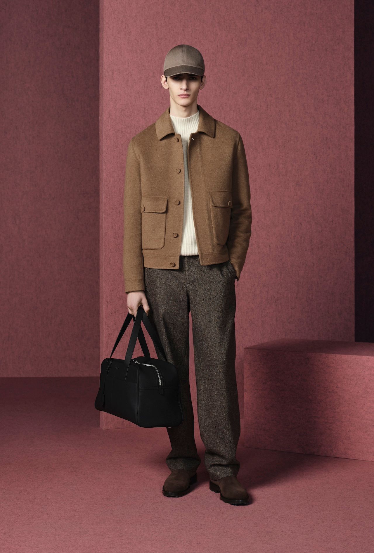 Details the Dior Icons capsule collection for Men's Spring 2026
