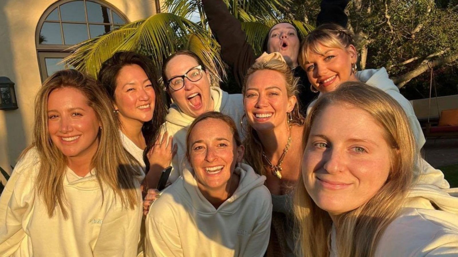 The internet is enjoying the drama after Ashley Tisdale just revealed ...