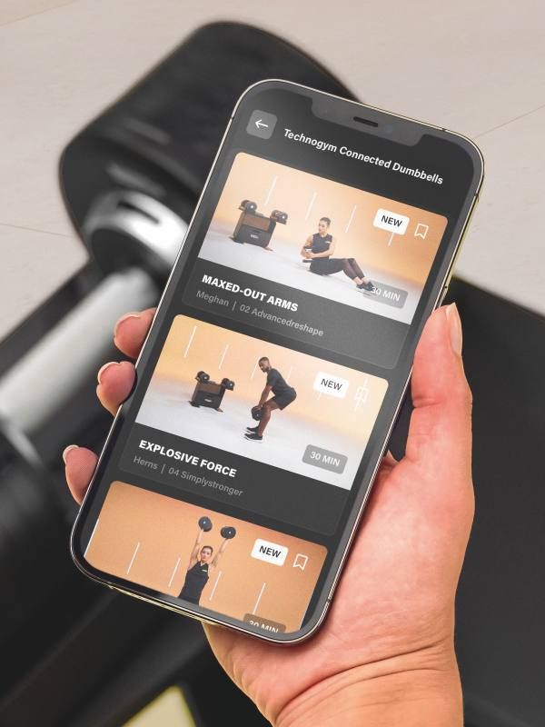 AI meets design in the Technogym Connected Dumbbells