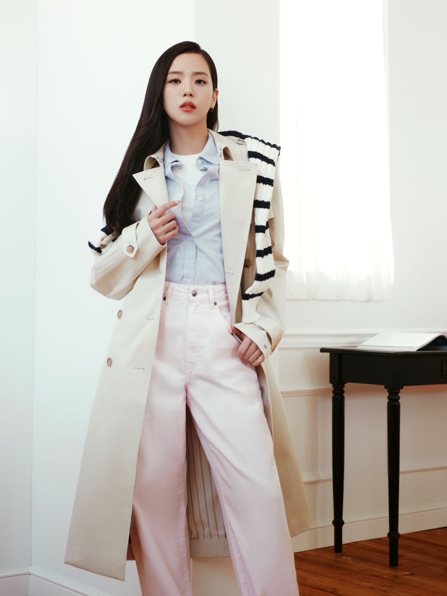 This spring/summer, dress like Jisoo and update your wardrobe with some ...