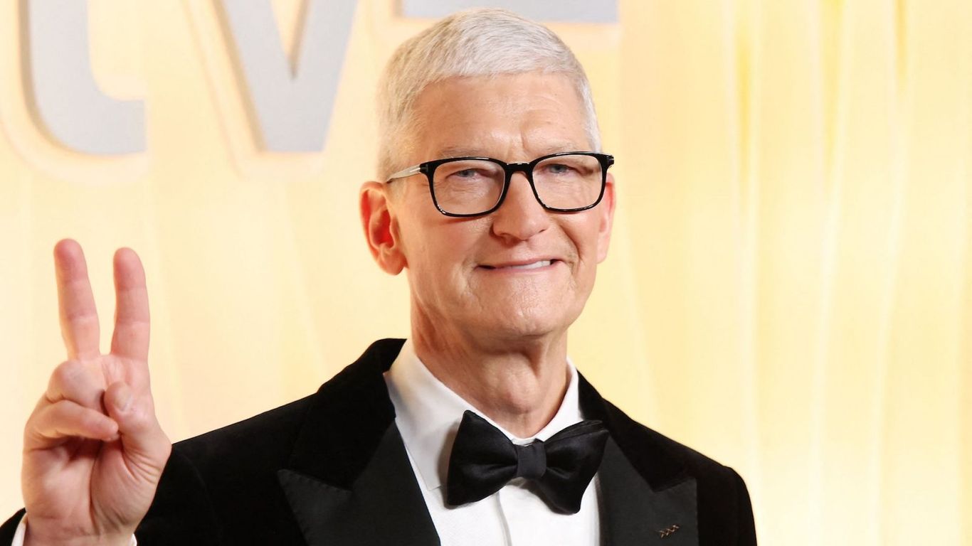Tim Cook will walk away as Apple CEO in September