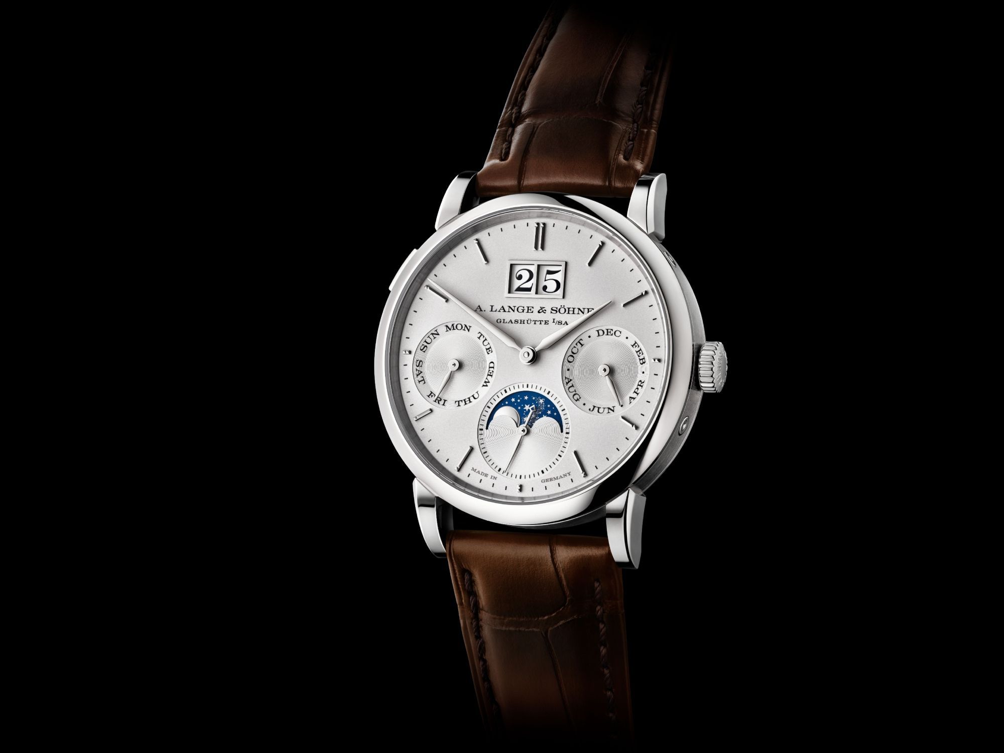 A. Lange & Söhne minimises complexity through the latest Saxonia Annual ...
