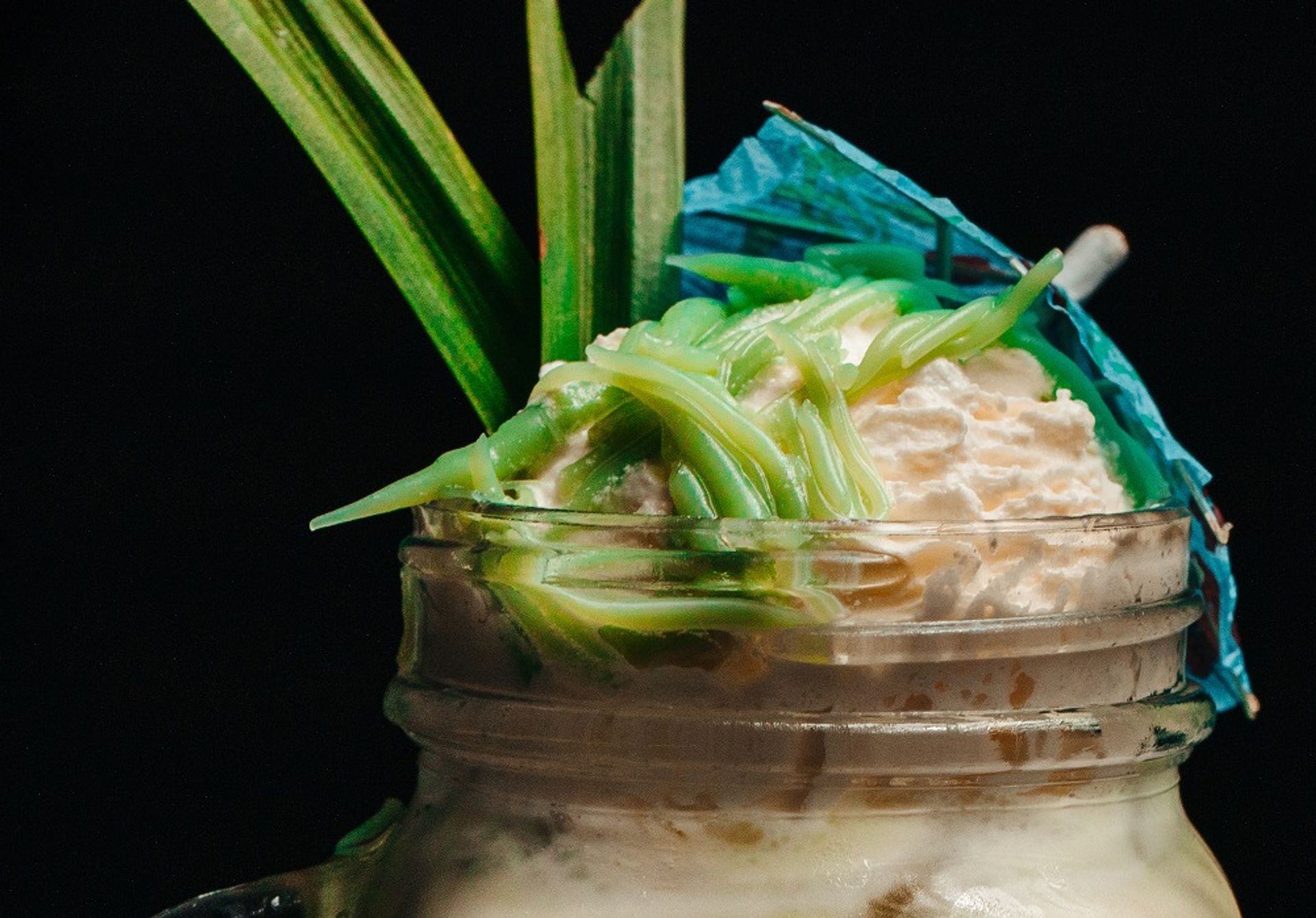 How to concoct a creamy cendol cocktail? We have the complete recipe