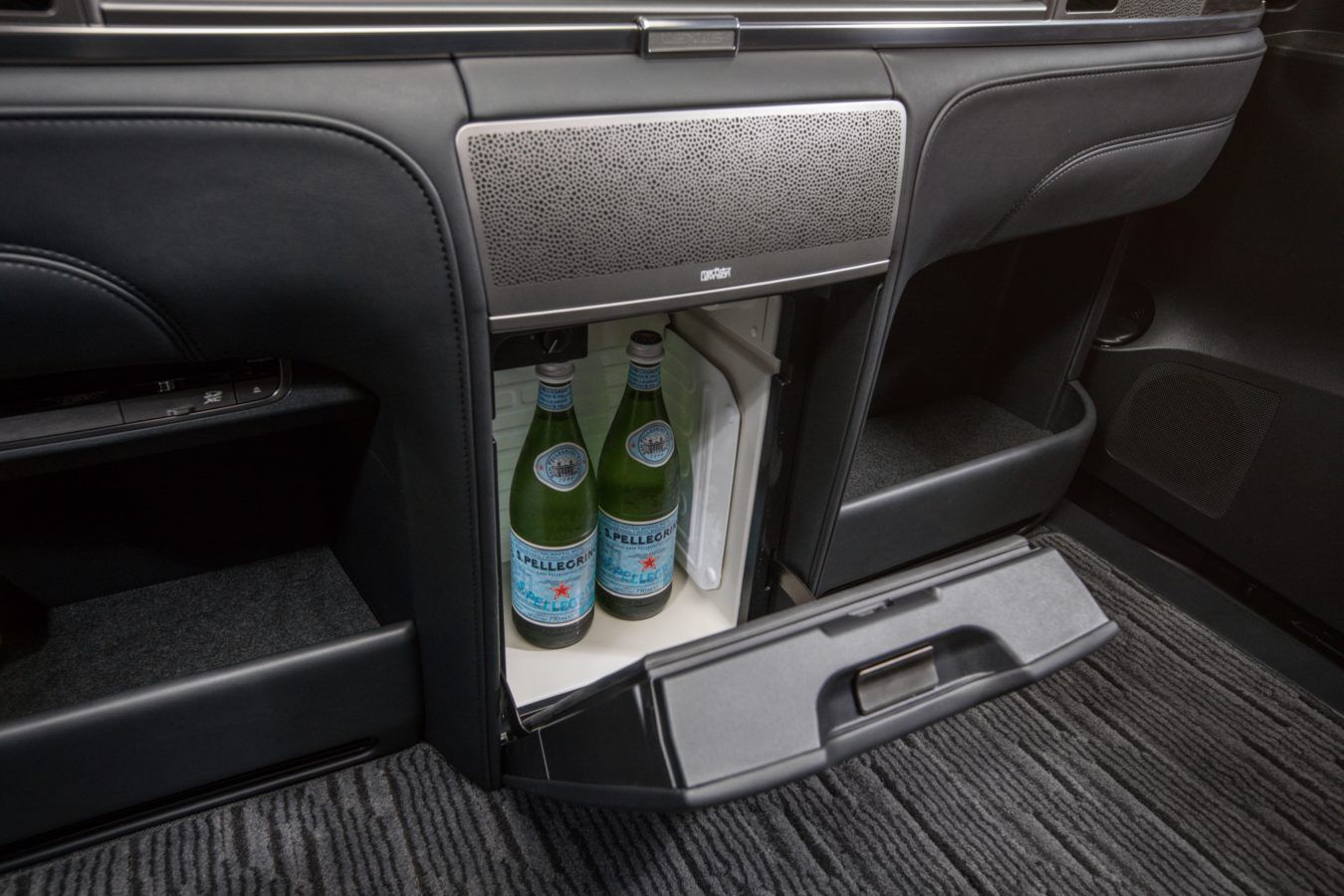 Oh, to be chauffeured around in a Lexus LM 350