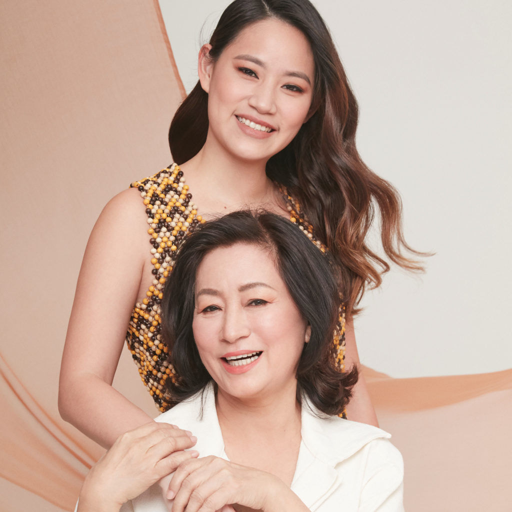 Mums & daughters who work together