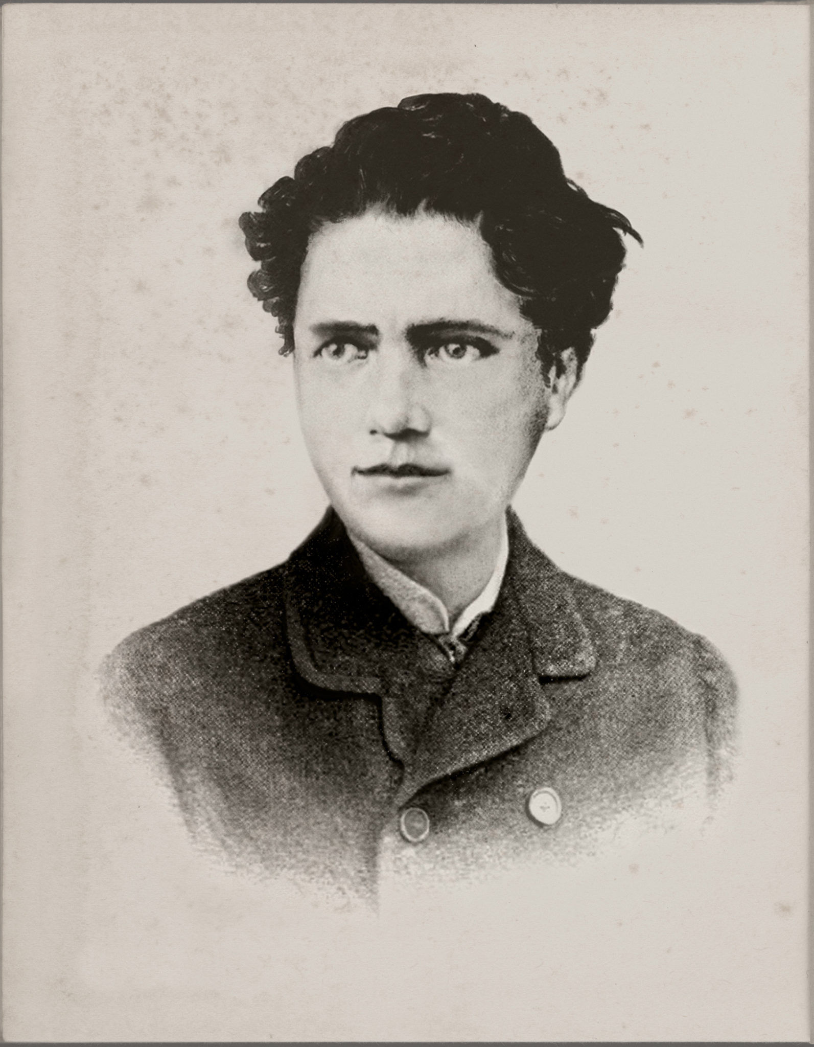 The amazing 200 years Of Louis Vuitton: From trunk-maker to the world's ...