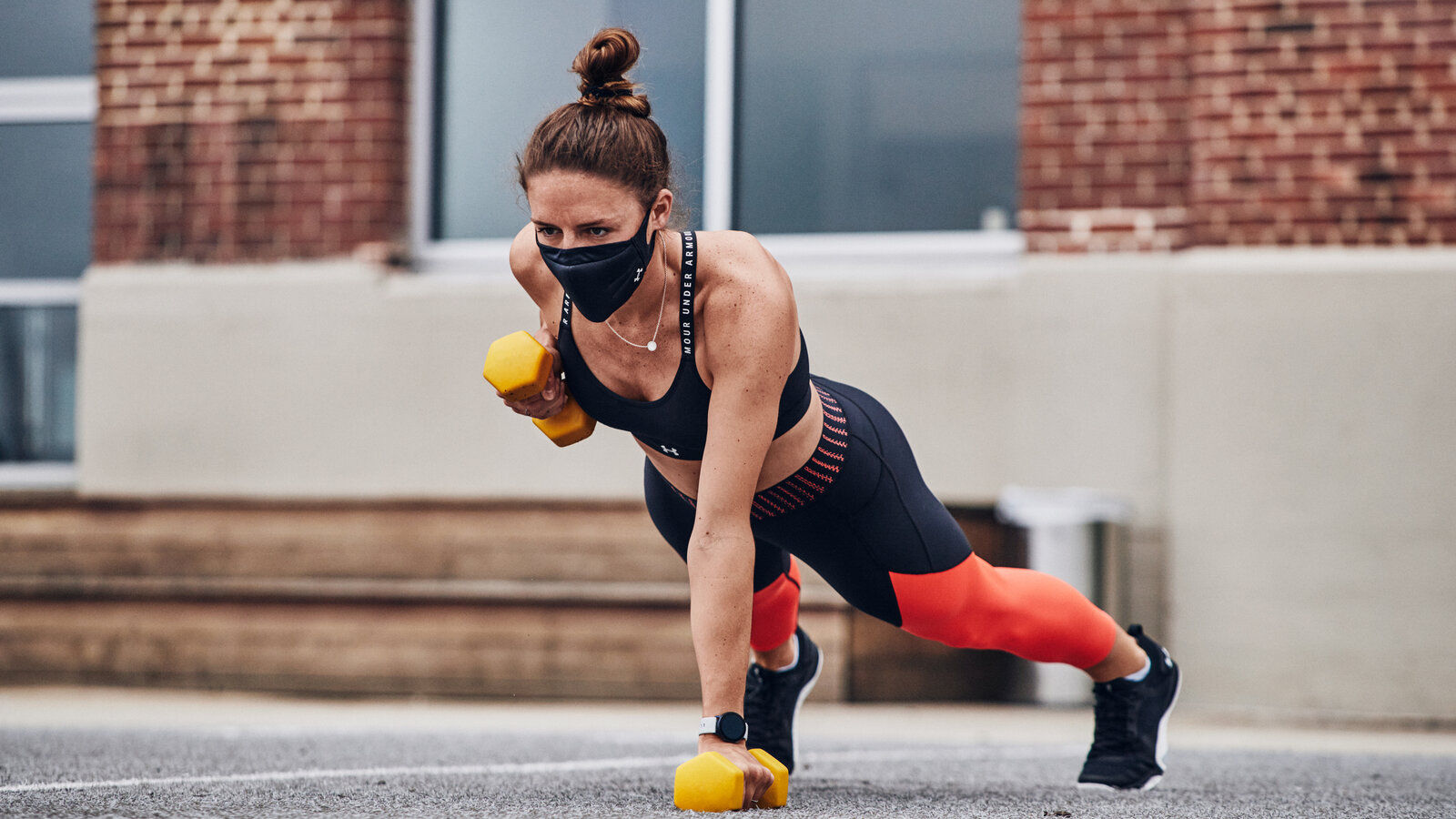 The Under Armour Sportsmask solves your outdoor activity concerns