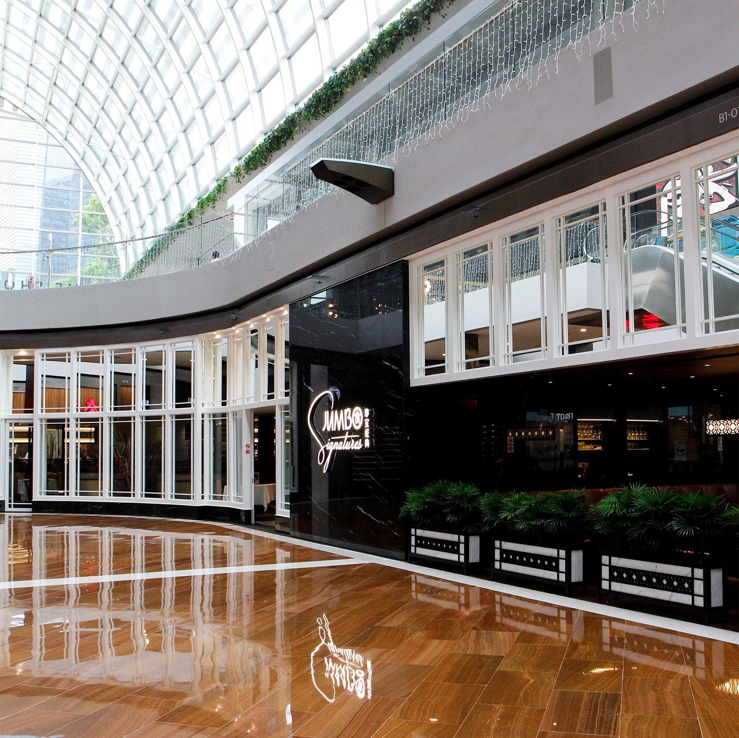 The best luxury shopping malls in Singapore to visit
