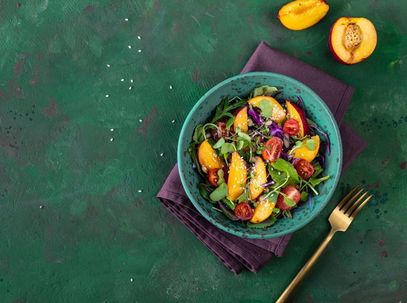 8 healthy and refreshing salads you can make at home