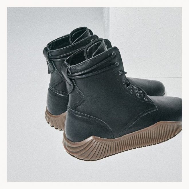 Fashion forecast: 4 stylish shoes for the rainy season