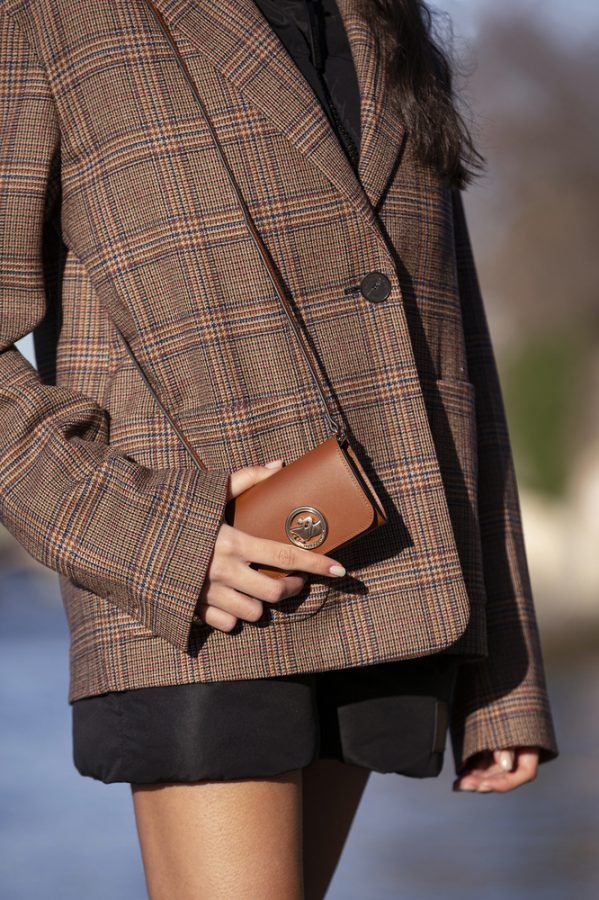 The new Longchamp Box-Trot combines modern sophistication with ...