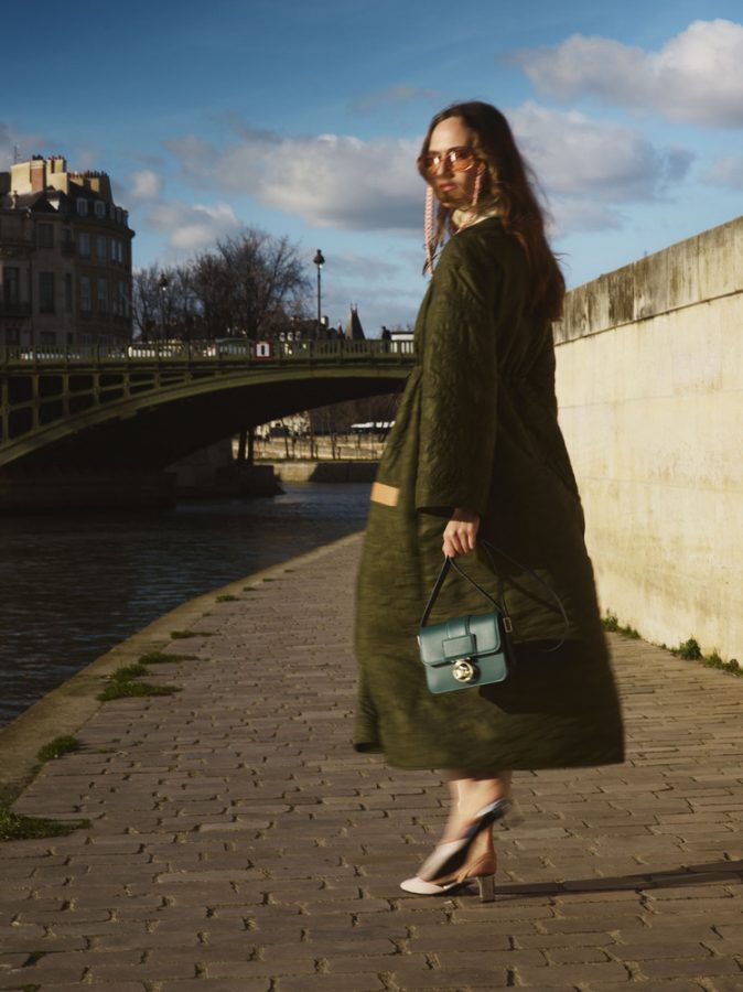 The new Longchamp Box-Trot combines modern sophistication with exceptional craftsmanship