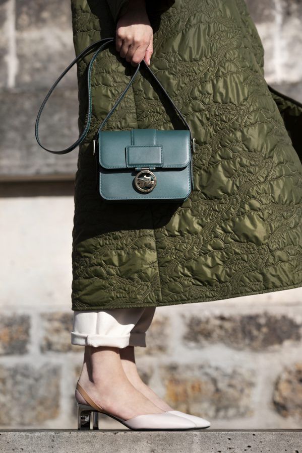 The new Longchamp Box-Trot combines modern sophistication with ...
