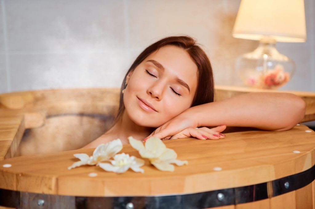All to know about herbal steam bath, your next favourite pampering avenue