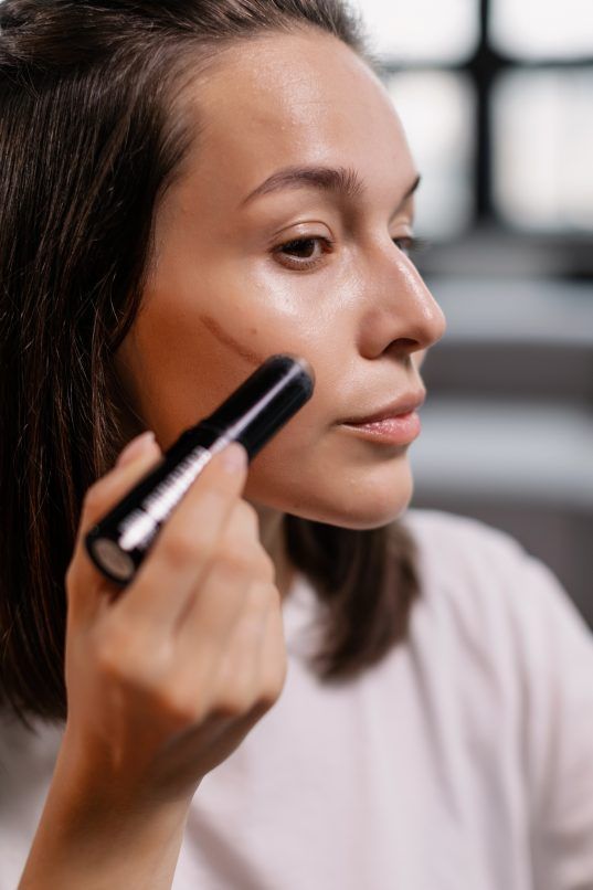 Add these contour sticks to your kits for a sculpted face