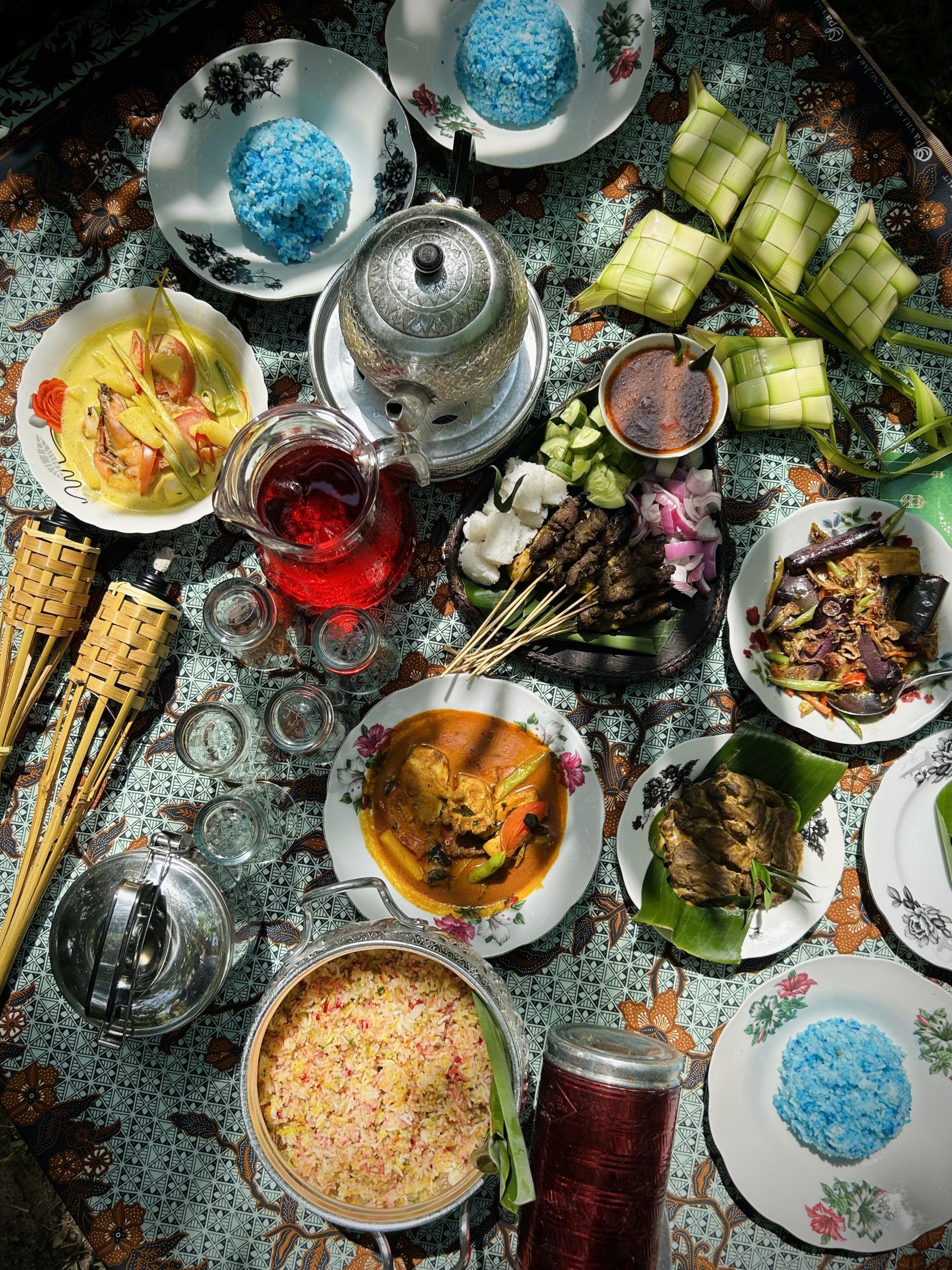 Create and immortalise memories this Hari Raya with Apple's iPhone 14