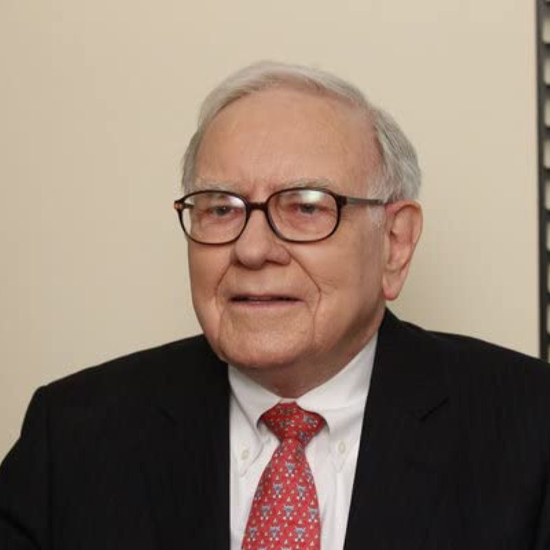 Books recommended by Warren Buffett to add to your reading list