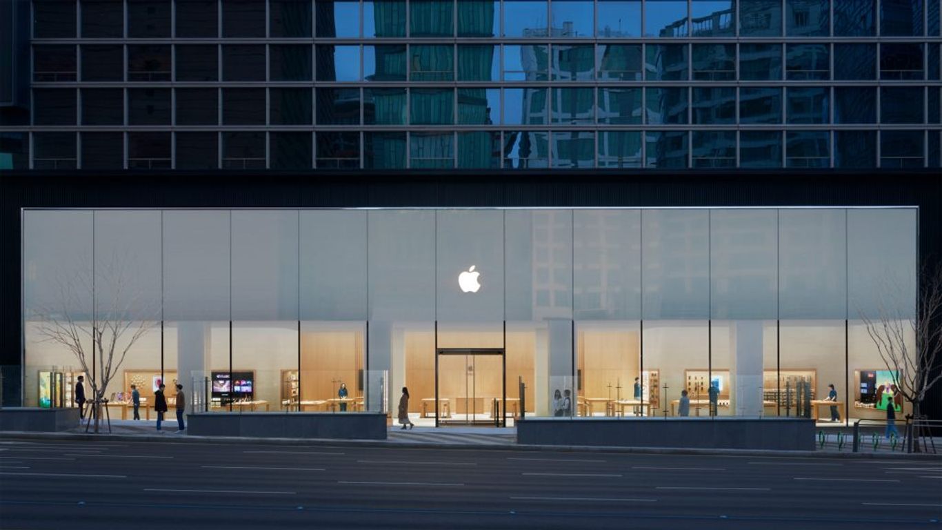 Tech wonderland: These are 12 of the most beautiful Apple stores in Asia